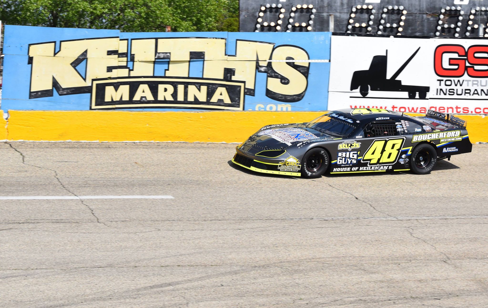 10 Questions with...Brad Keith